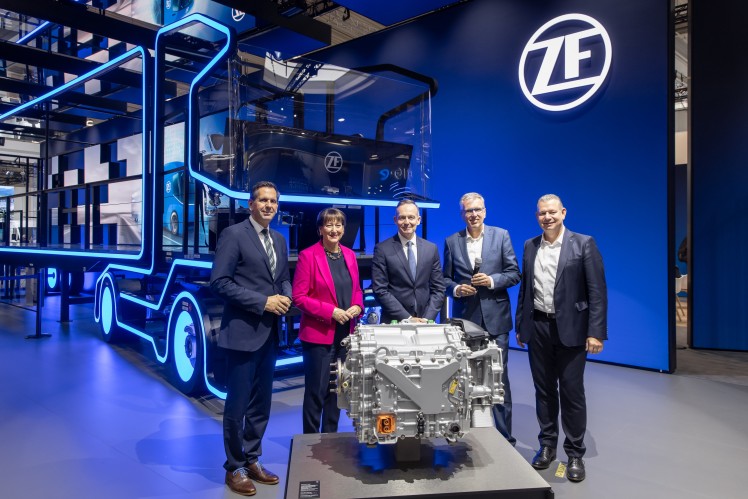 Driving Commercial Vehicle Innovation - ZF