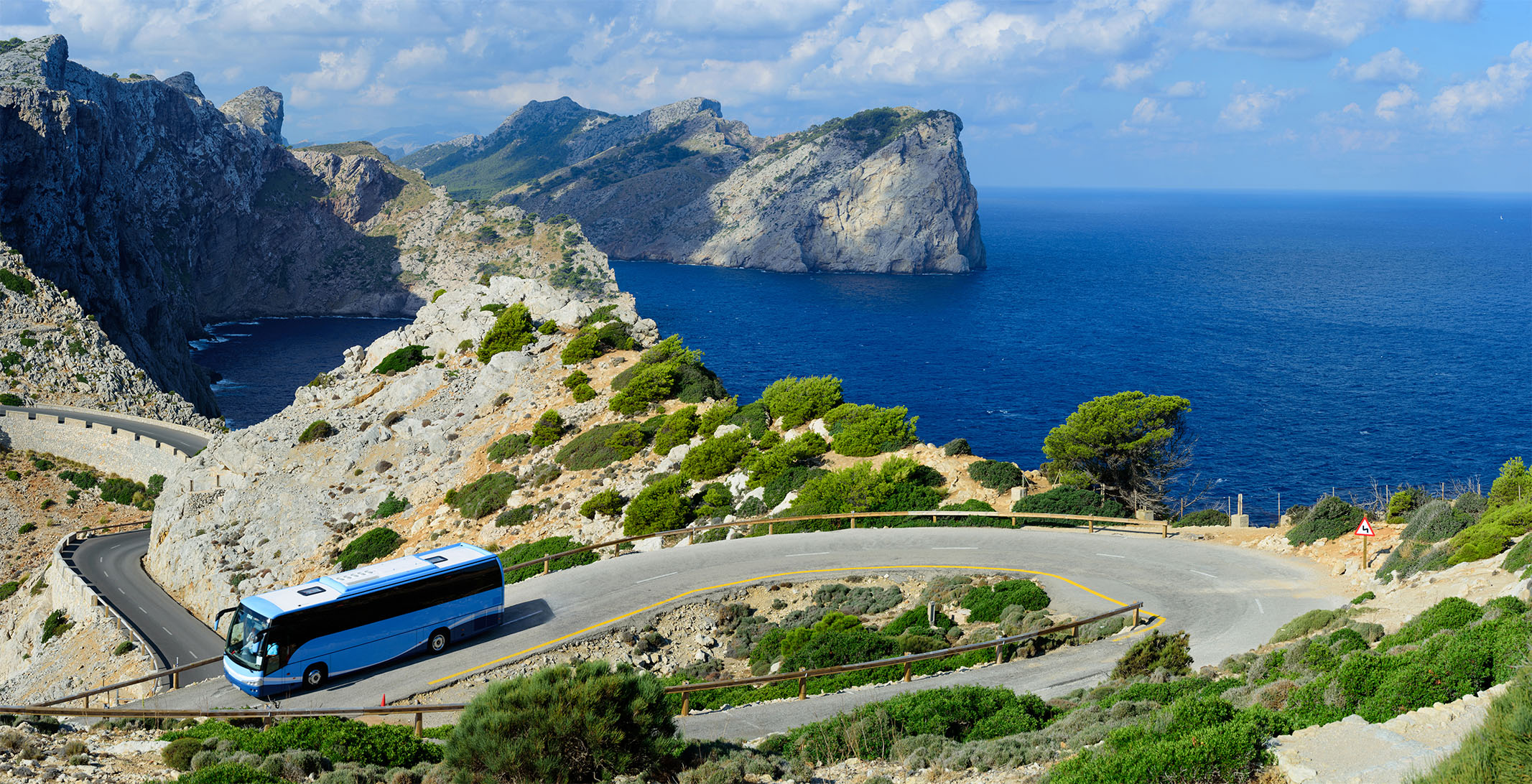 Commercial Vehicle Solutions - ZF